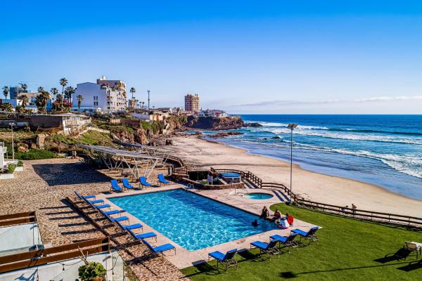 Bright Dog-friendly Home With Heated Pool, Hot Tub, Streaming, & Ocean Views - Rosarito