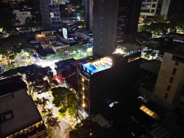 Aman Luxury 23 Bedroom 3 Pool - Medellín