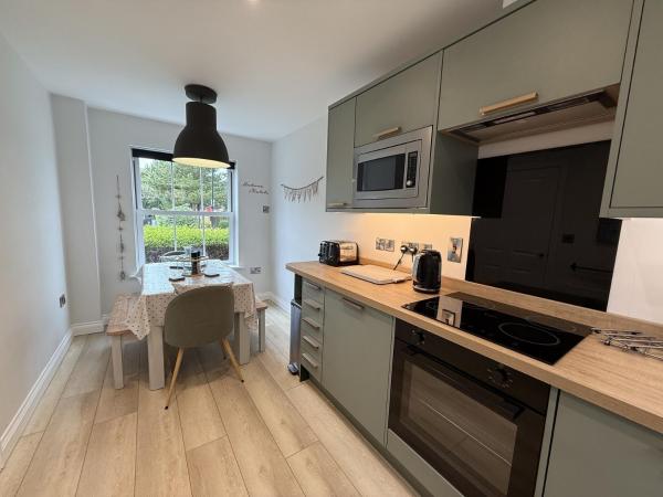 Pebble Place, Sleeps 6, 1 Small Dog Welcome - North Yorkshire