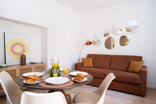 Cozy Luxury Duplex Steps From The Casino Square - Plage de Monaco (Larvotto)