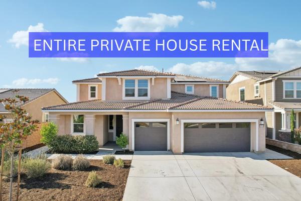 Entire Private House With 5 Bedrooms, 4 Bathroom, 3000 Sqft House, Gated Yard, Garage In Menifee, Available Now - Menifee, CA