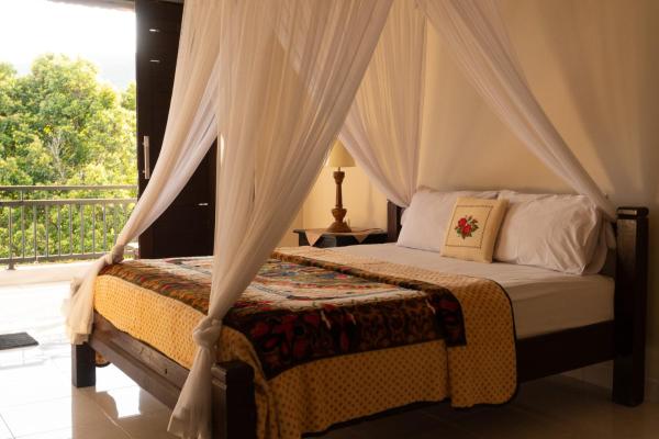 Dangin Mangkalan Homestay - Munduk