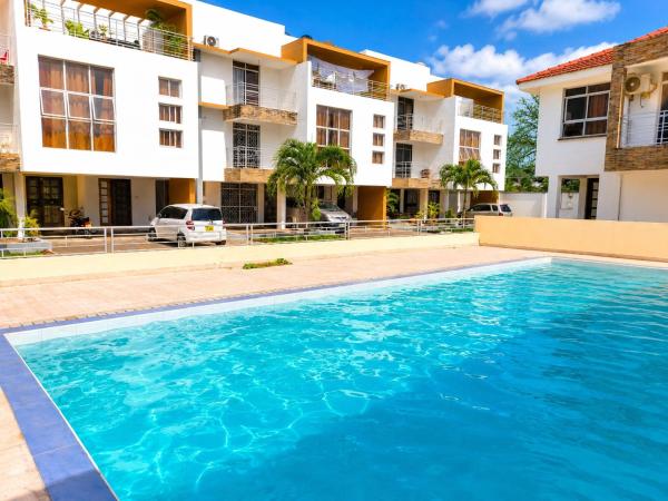 Ary Homestay Nyali Rooms At Pearl Residence 3rd Avenue Nyali, Mombasa, Kenya - Mombasa