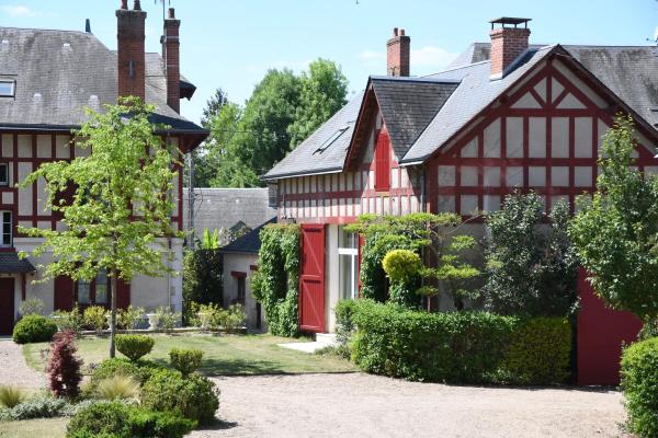 Logis St Joachim Pour 2 à 4 Personnes - Cour-Cheverny