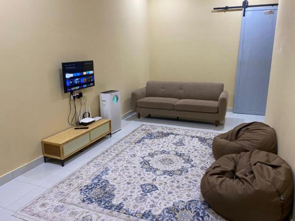 Rumah Inap Nik Atik - Chukai