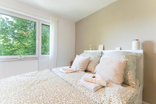 Teck Retreat - Bequeme Wohnung Mit Balkon - Esslingen