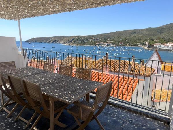 Creus - Casa En El Centro Con Vistas Al Mar - Cadaqués