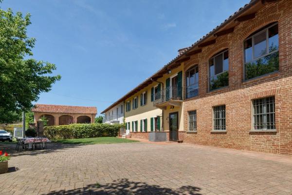 Casa Centomila Volte Benvenuti - Asti