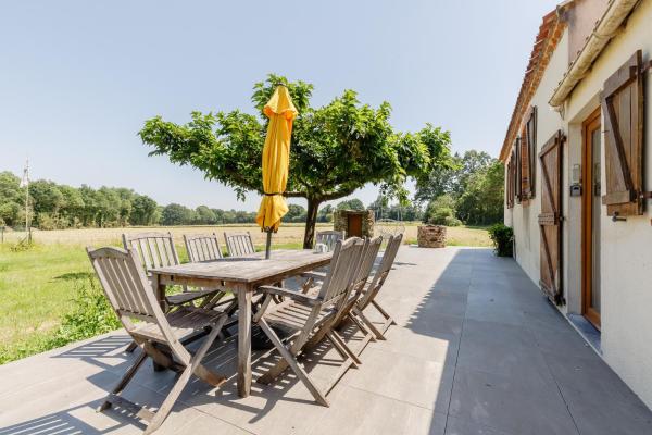 La Chaumière De Jean - Maison Avec Jardin Pour 8 - Aizenay