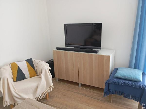 Large Quiet House - Annonay