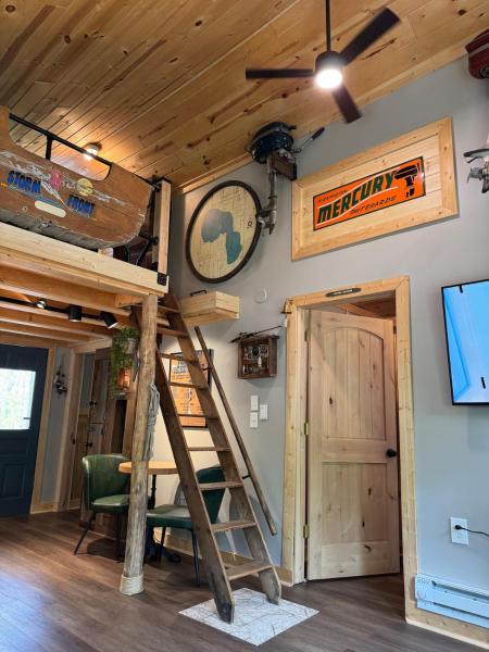 Rocky Top Cabin Higgins Lake - Roscommon, USA