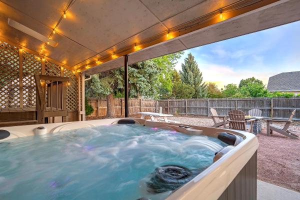 Briargate Basecamp - Hot Tub, Game Room, And Pet Friendly - Colorado Springs, CO