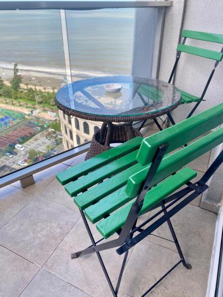 Sea Towers 2 Room Apartment - バトゥミ
