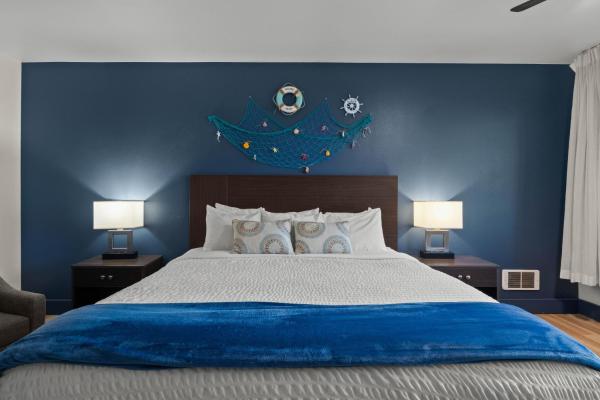 Sunset Haven Oceanfront Hotel - Depoe Bay, OR