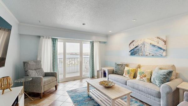 Charming Waterfront Condo With Pool Access And Private Balcony Views - Area 51, Ocean City