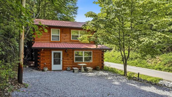 Rocking N Creekside Getaway - Gatlinburg, TN