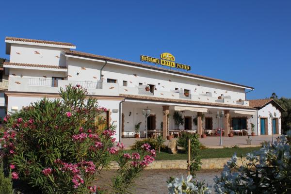La Perla Hotel - South Sardinia