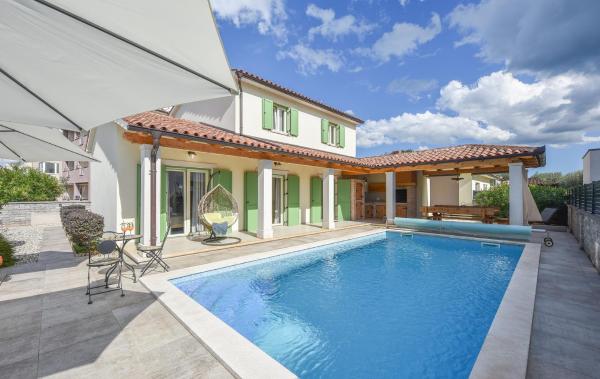 Holiday House With A Swimming Pool Peroj, Fazana - 25972 - Fažana