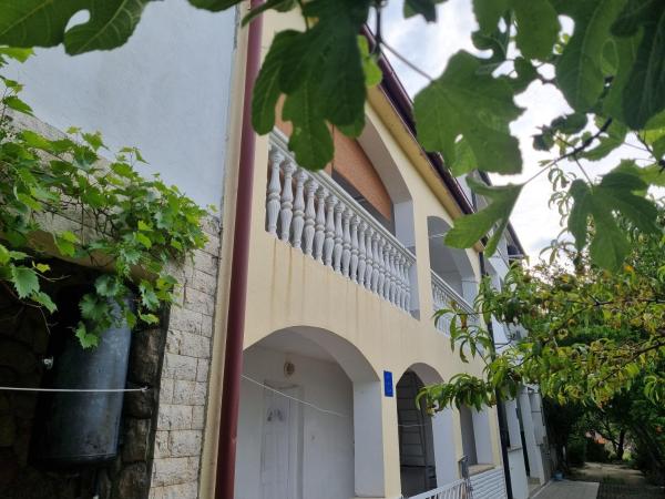 Rooms With A Parking Space Starigrad, Paklenica - 27468 - Stari Grad