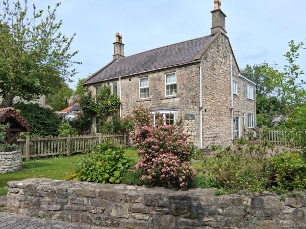 Crooked Well - Bath