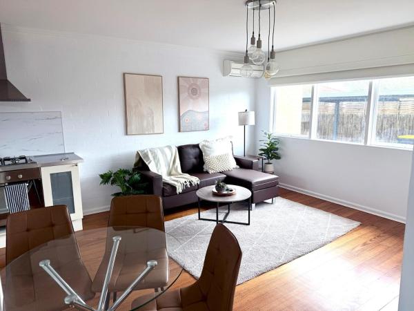 2-bed Unit Near Chelsea Beach With Large Patio - Dandenong
