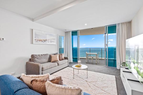 H Residences - Qstay - Gold Coast