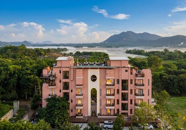 The Sierra - By The Lake - Udaipur