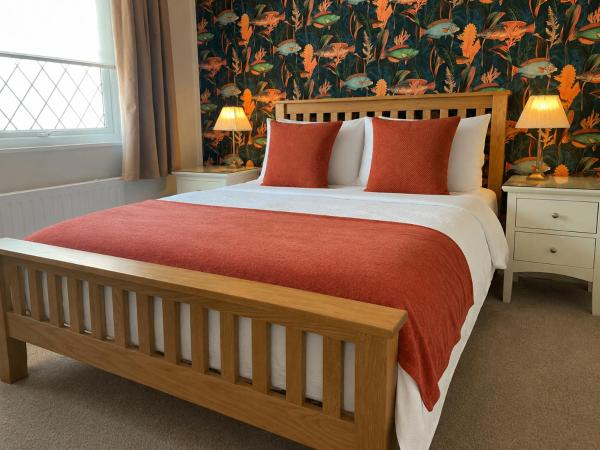 The Coast Yard B & B And Garden Chalets - Selsey