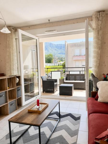 Appartement - Chaleureux - Balcon Vue Montagne - Chambéry