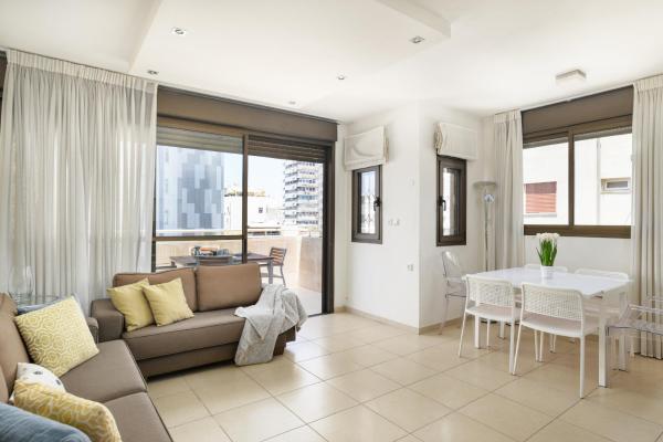 Mamad Steps From Beach Balcony Parking By Feelhome - Tel Aviv-Yafo
