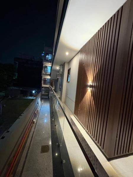 North Eye Hotel - Noida
