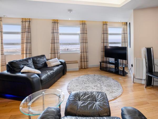 Qm11 Lakeland Suite - Ukc9610 - Blackpool