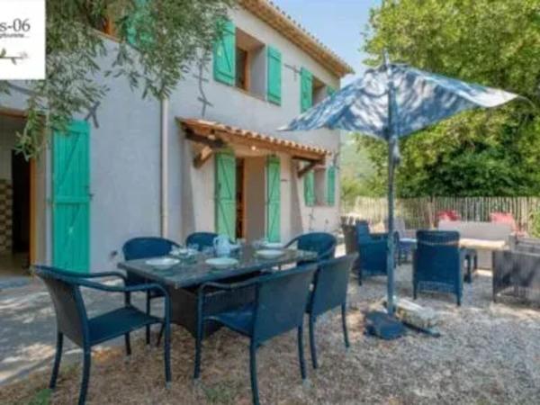 Maison Conviviale Avec Jacuzzi à Le Bar-sur-loup - Grasse