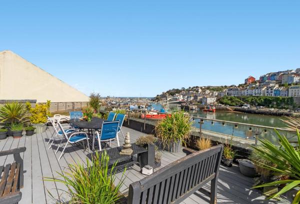 Harbour View At Number 11 - Brixham