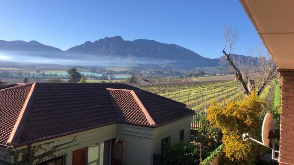 Apartment With Mountain And Vineyard Views In Wellington Self Catering Free Fibre-wifi Aircon - Paarl