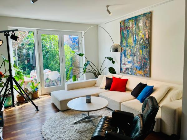 Townhouse With Garden, Terrace & Balcony - Berlin