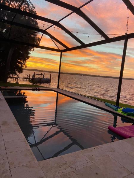 Lakefront Villa With Pool & Hot Tub Near Award-winning Gulf Coast Beaches - Dunedin, FL