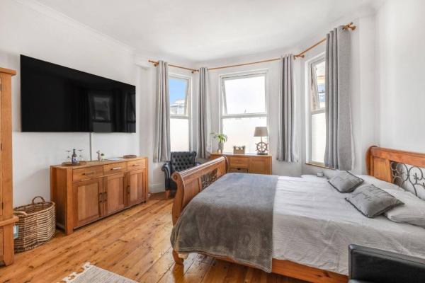 Lovely Spacious, Quiet Ground Floor Apartment - Plymouth