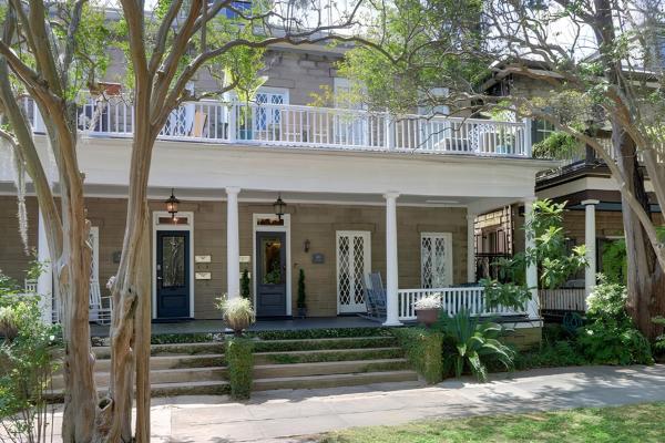 Historic Hall House Garden Level, 2 King Bedrooms, Walk To Forsyth Park - Pooler, GA