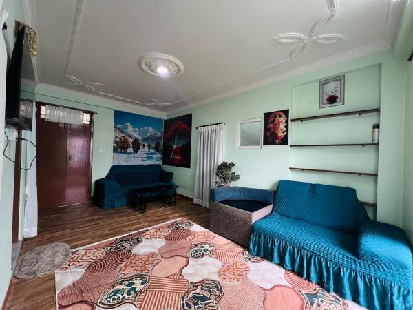 2bhk With Rooftop Views Near Thamel & City Square - 카트만두