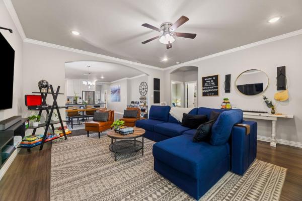 Casa De Solicitas, Near Stockyards, Sleeps 15! - Saginaw, TX