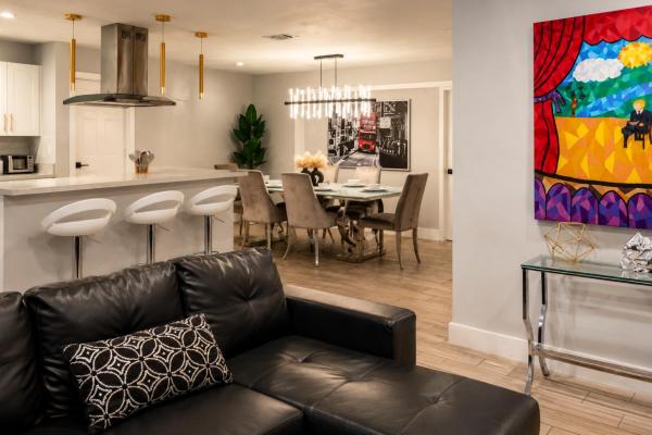 Modern Miami Home L Sleeps 12 L Free Parking - Westchester, FL