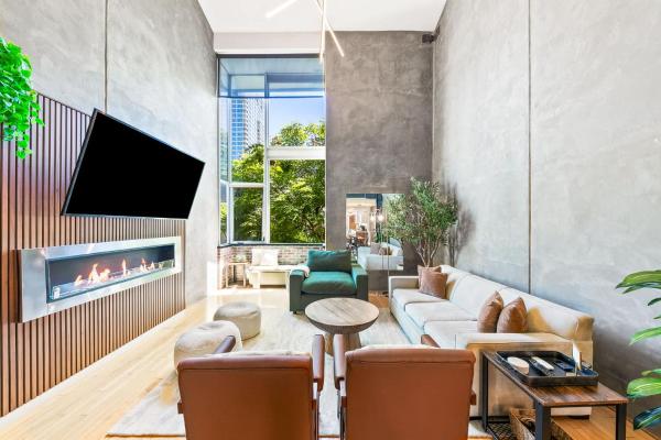 New York Style Loft In The Heart Of Downtown Sd - San Diego, CA