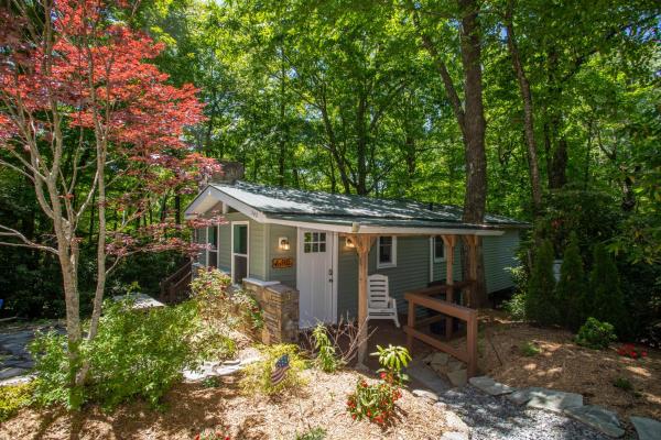 Cozy Cottage - Boone, NC
