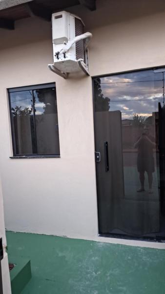 Suíte Privativa Com Acesso à Rua - Dourados