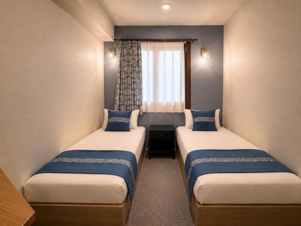 Igo Hotel Graceful Twin Room - Ikebukuro