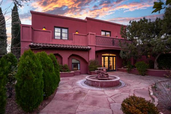 Luxurious Desert Estate With Pool, Wellness Retreat & Red Rock Views Near Downtown Sedona, Arizona - Sedona, AZ