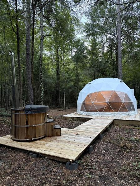 Dome Tent Retreat With Private Wood-fired Hot Tub In Branchville, South Carolina - Lodge, SC