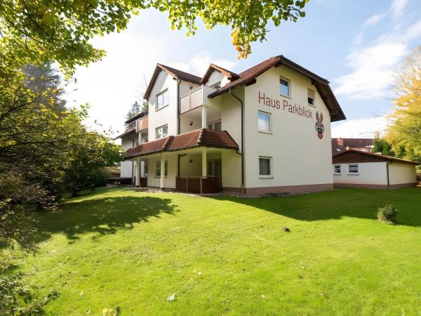 Parkblick Doppelzimmer 26, 29 - Villingen-Schwenningen