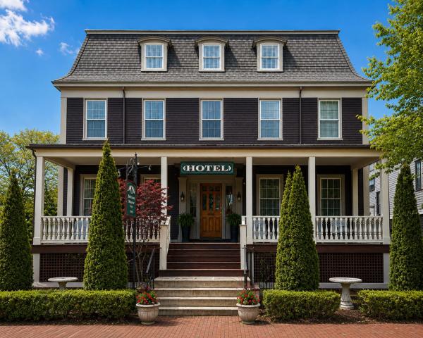 Bellevue Manor - Jamestown, RI